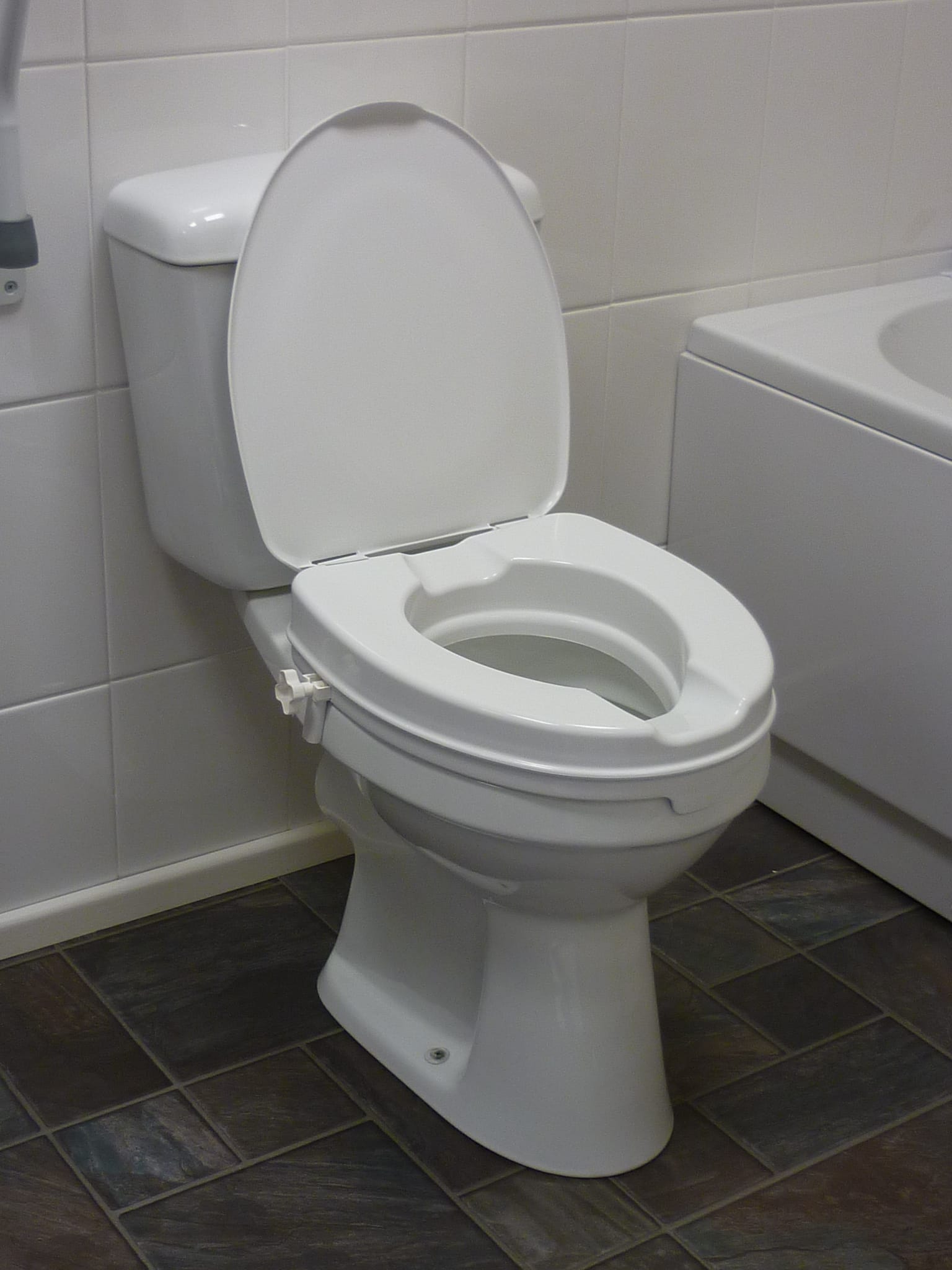 Raised Toilet Seat s With Lid Townfield Mobility Raised Toilet Seat s With Lid Townfield Mobility